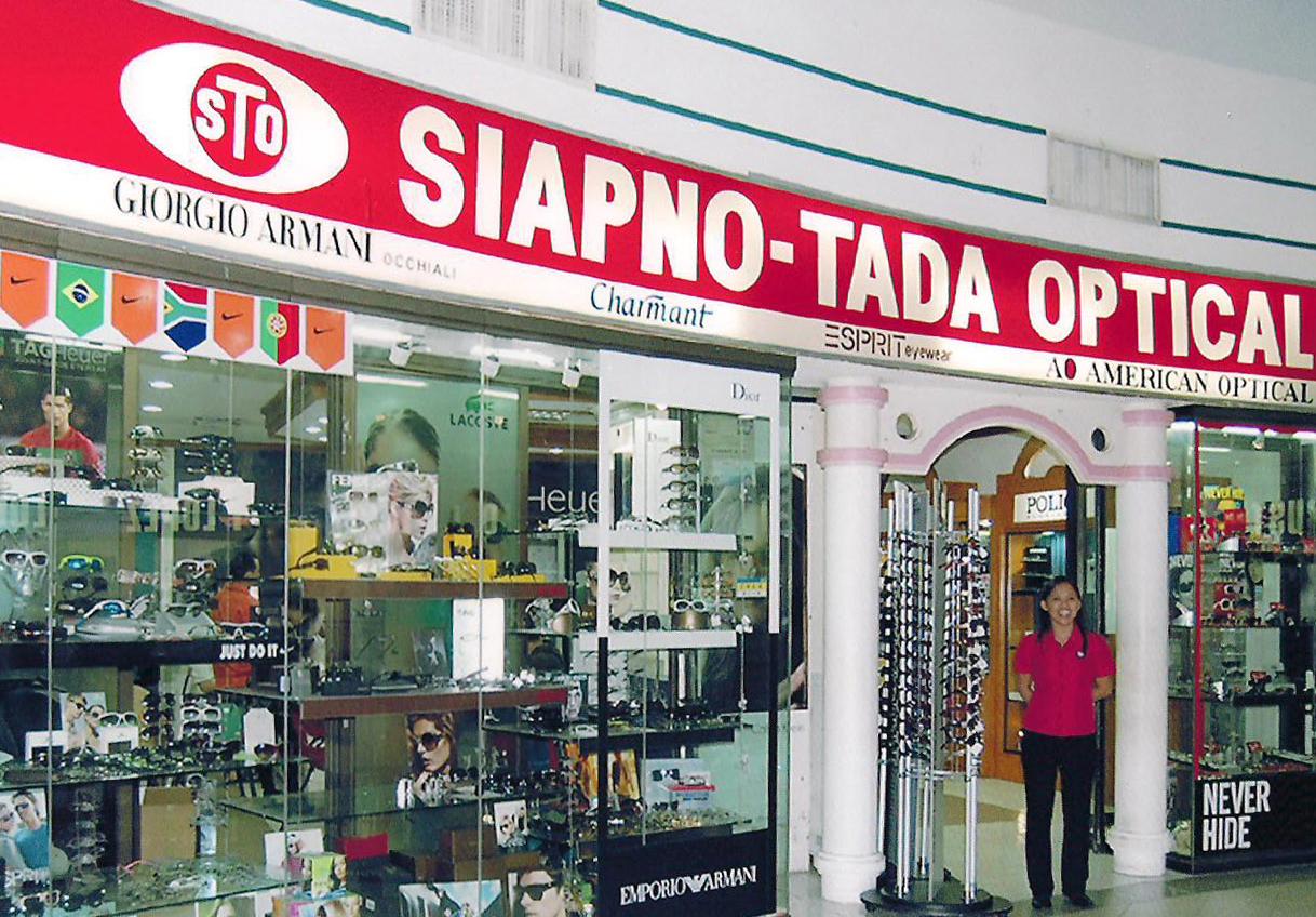 Siapno-Tada Optical, Lucao