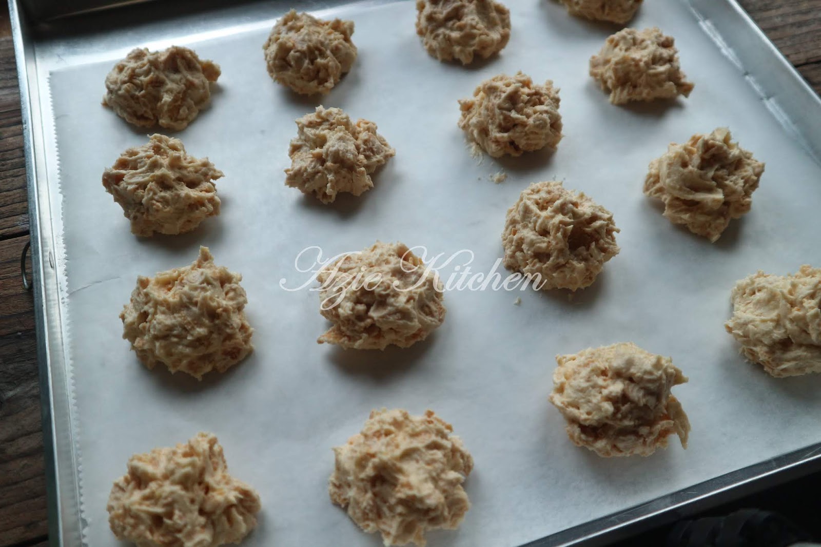 Biskut Cornflakes Yang Paling Sedap - Azie Kitchen