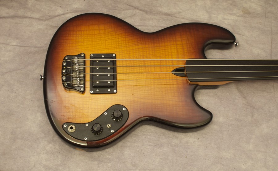 A HISTORY OF WAL BASSES: Gallery - Reissue Pro Bass