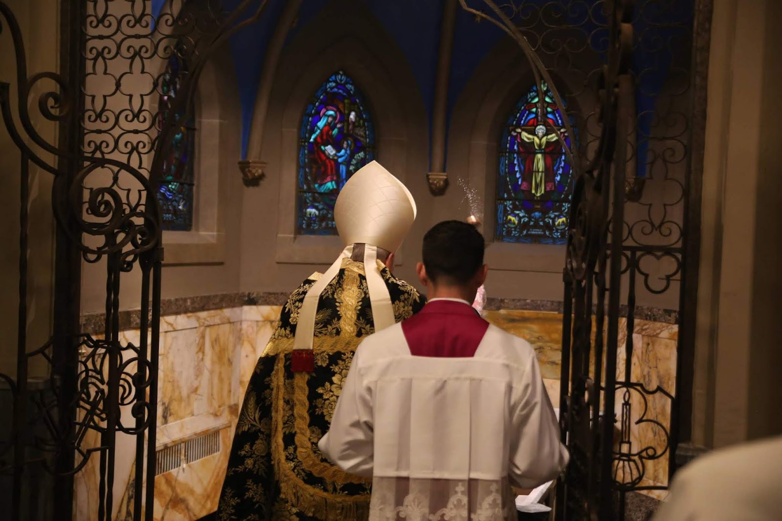 New Liturgical Movement: Requiem Mass and Tomb Dedication in Covington ...
