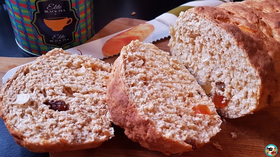 Pan con frutas al microondas | Cocina