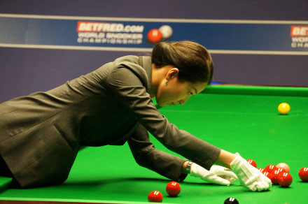 Kodabar DayZ blog: Snooker: Zhu Ying - Chinese referee at the 2012 ...