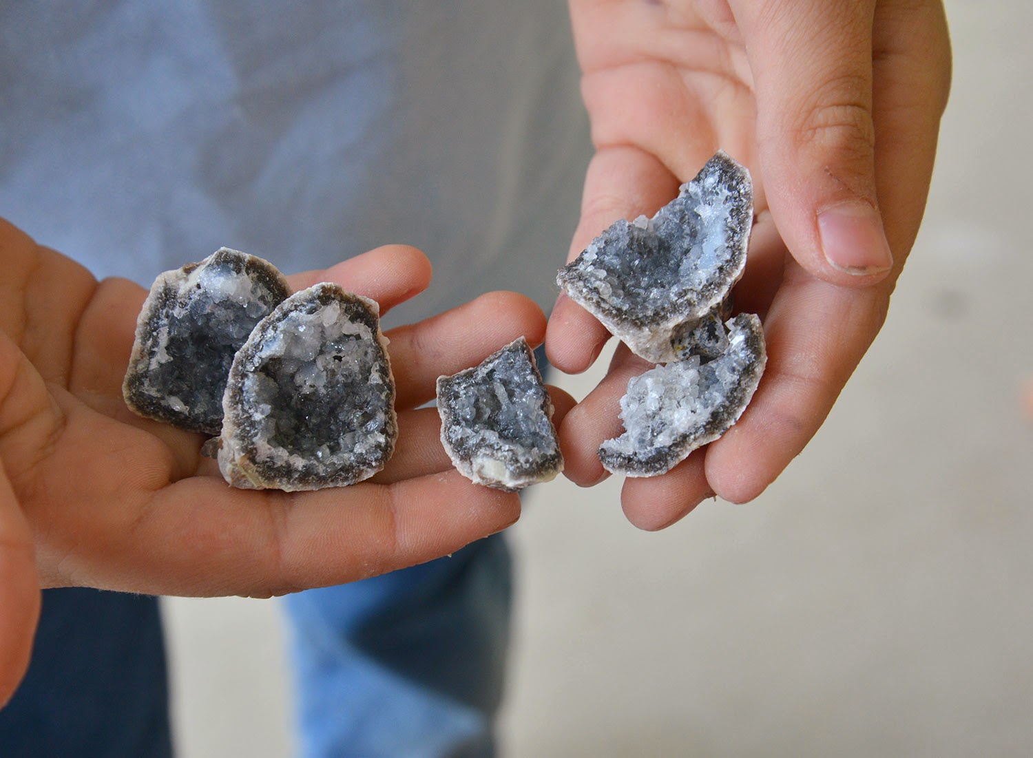 A school of fish: Breaking Geodes