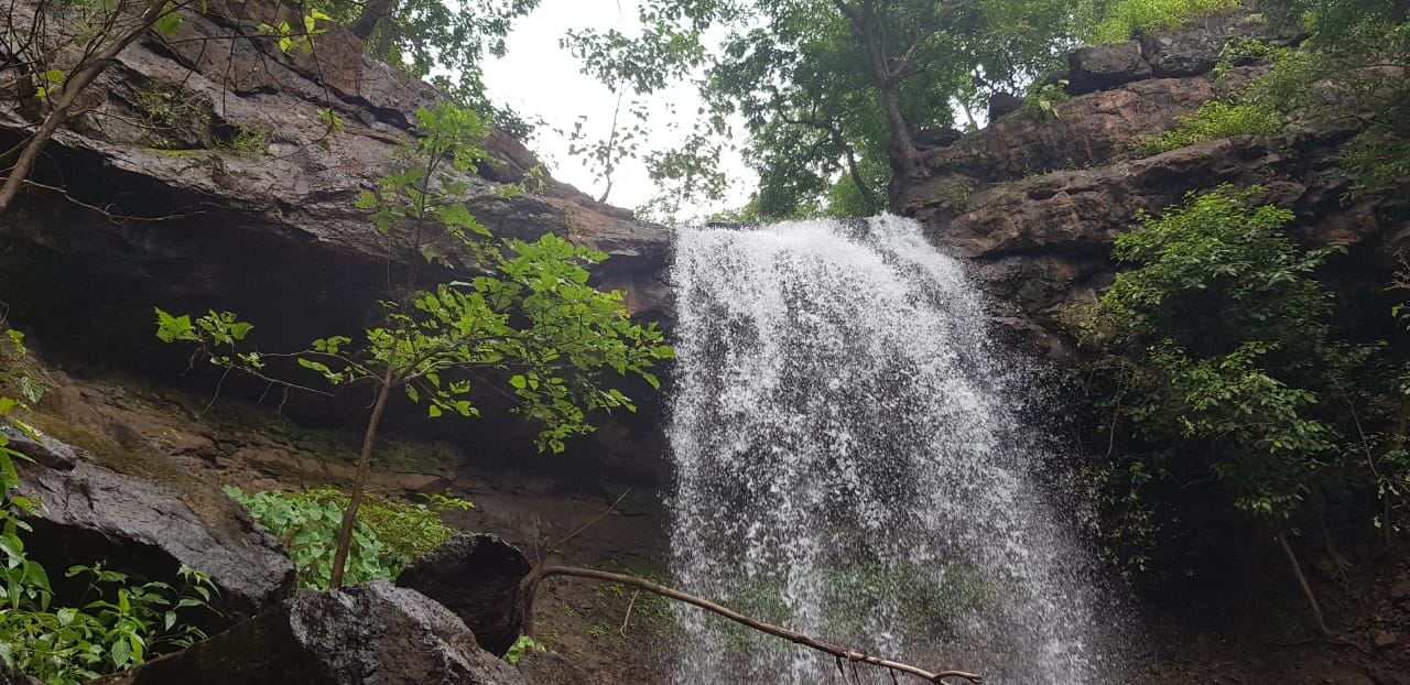 Mahal Waterfall - Wigrasa