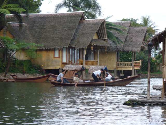 Kampung Sampireun is a nuanced Village Resort Sunda ~ Tourist Information