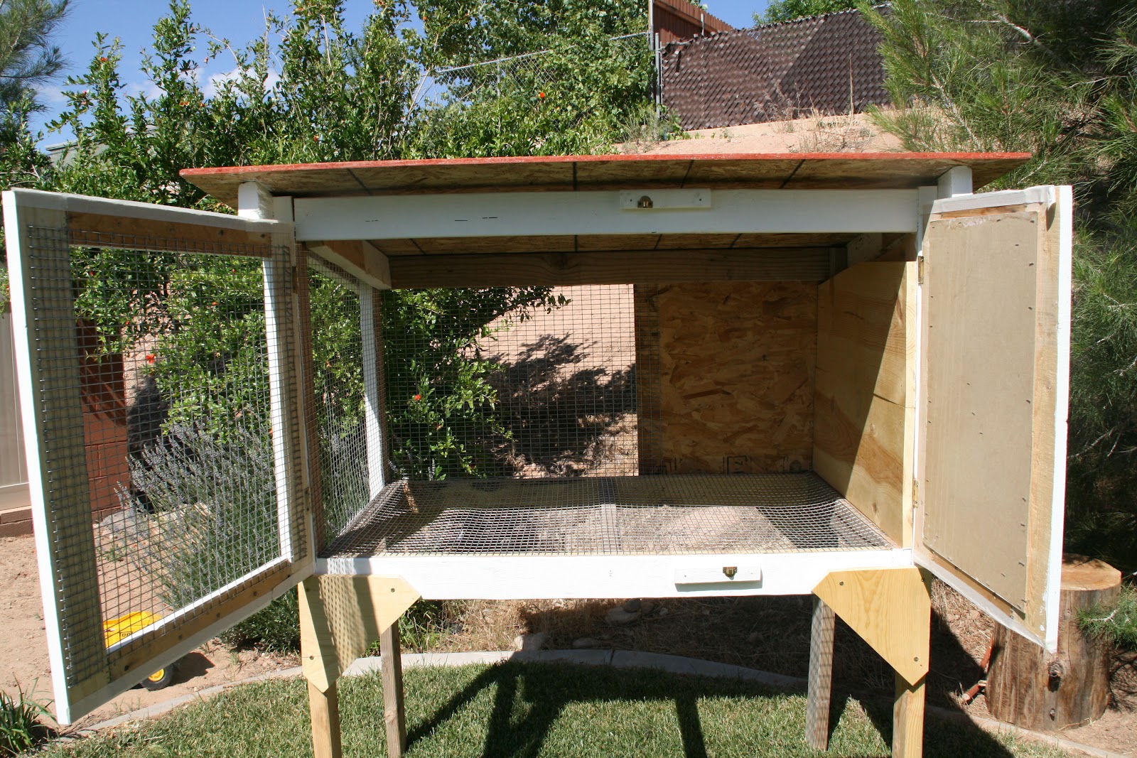 one little rayndrop: La Maison du Lapin: The Rabbit House