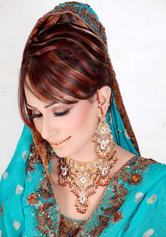 Pakistani Actress and Famous Stage Dancer Deedar Marriage Picture