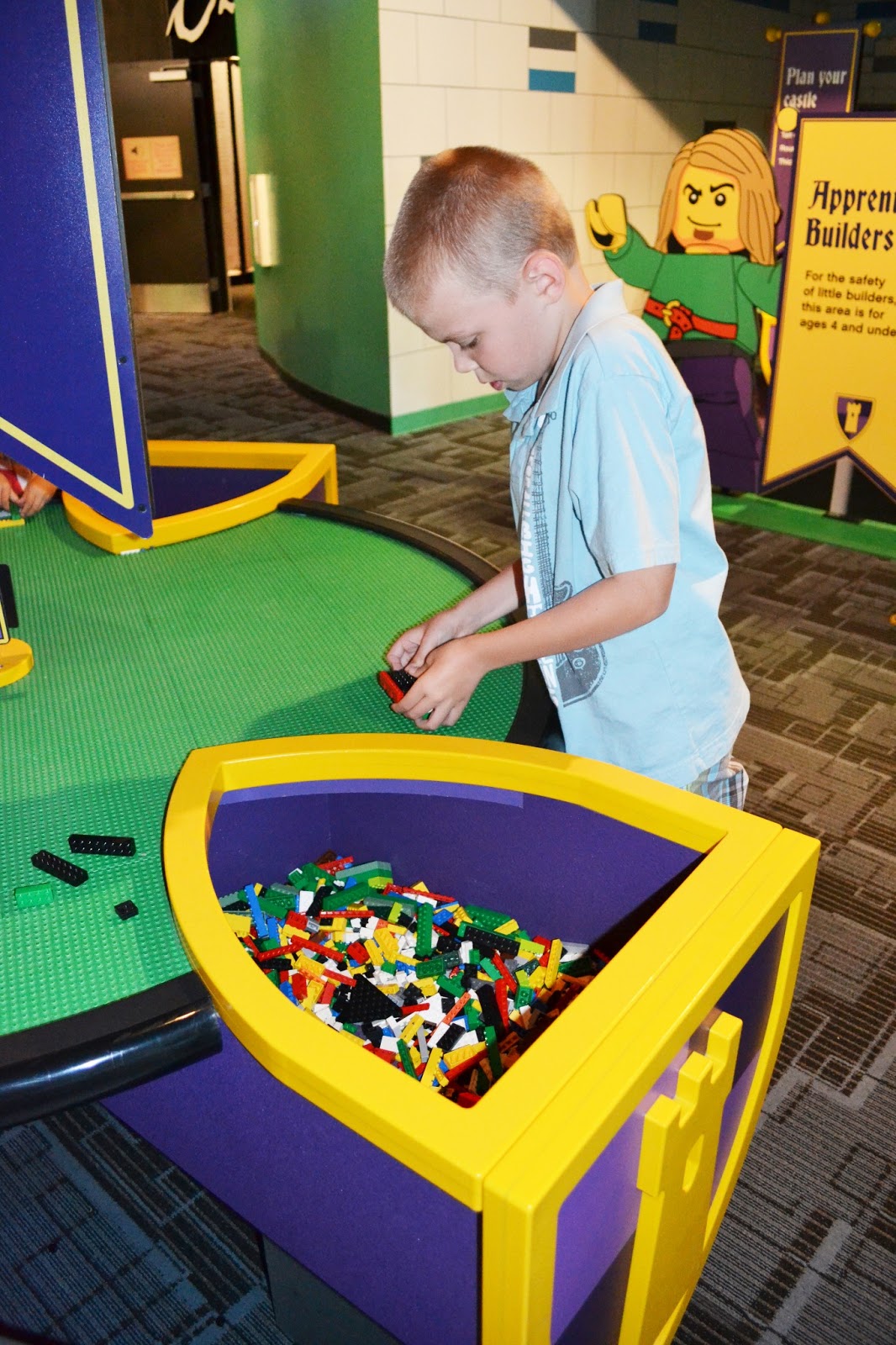 Polkadots on Parade: Discovery Science Center: Lego Castle & Da Vinci ...