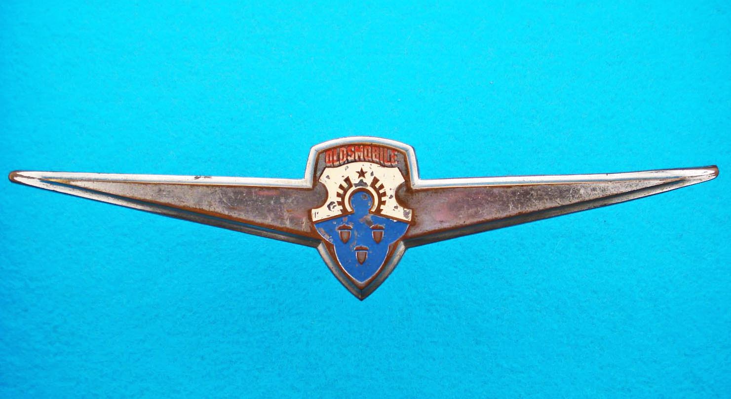 American Auto Emblems: OLDSMOBILE