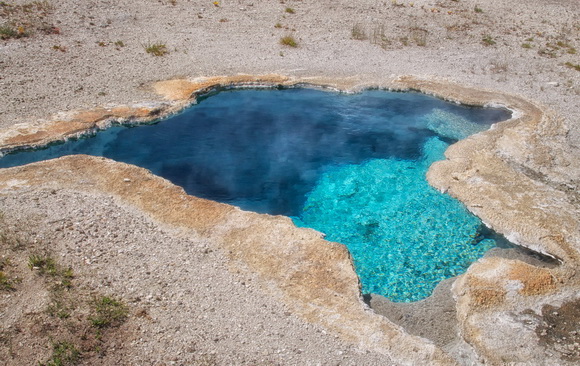 THE WORLD GEOGRAPHY: 12 Wonderful Hot Springs