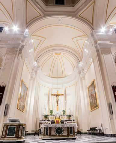 Four Altar Arrangements and One Church - The Importance of Altar Design ...