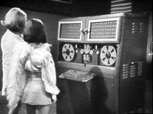 Geekbat Review: Doctor Who: The Invasion