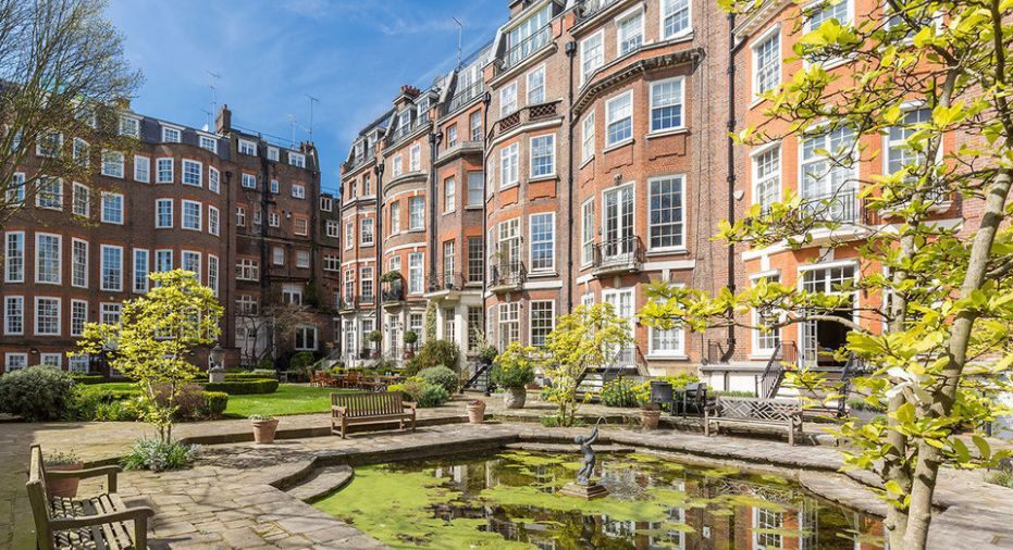 True Brit London: новая старая Англия