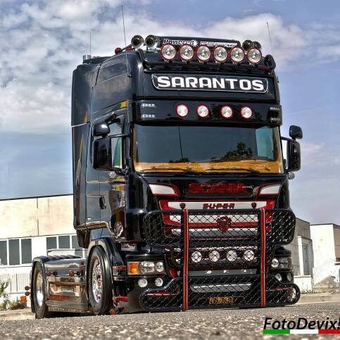 SCANIA V8 GREEK TEAM
