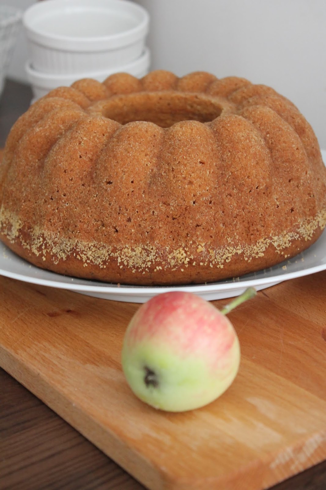 Sarin kotona: Kaneli-omenakakku