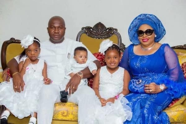 Family Pictures of Onyeka Eze and his family, Wife and Children (Prince ...