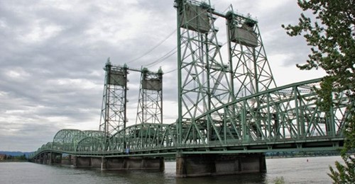 Industrial History: The I-5 Bridges over the Columbia River at Portland ...