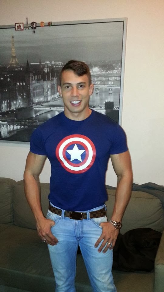 BOGOTANO GAY Y CALIENTE : octubre 2013