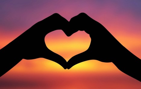 B(l)oginja Eja - Zorana Radovanovic: Ljubav! Nek vlada svijetom!