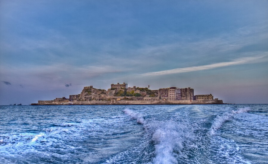 Blur MINT: Hashima || The Abandoned Ghost Island of Japan