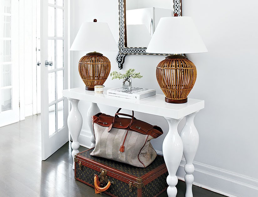 Stage an entrance that impresses homebuyers | DIY Home Staging Tips