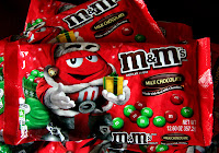 Dying for Chocolate: RED & GREEN M&Ms "Chocolate Chip" COOKIES