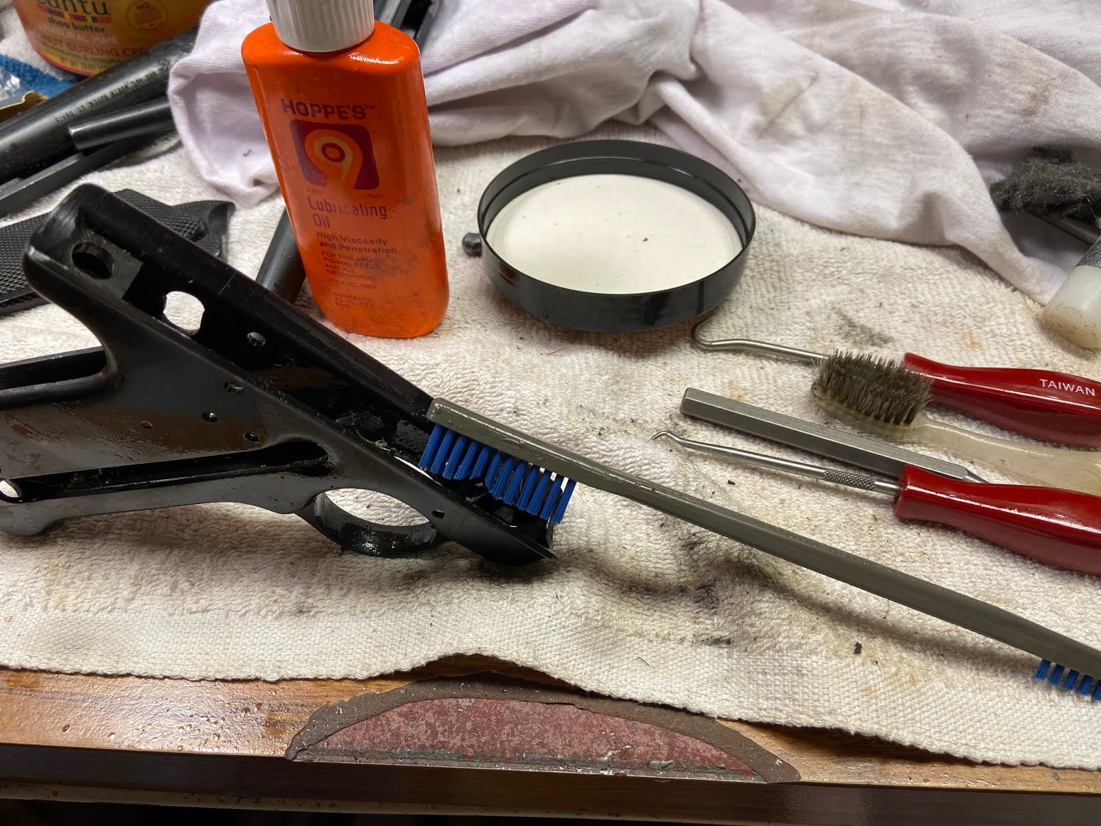 TINCANBANDIT's Gunsmithing: Cleaning up an old Ruger Standard Pistol