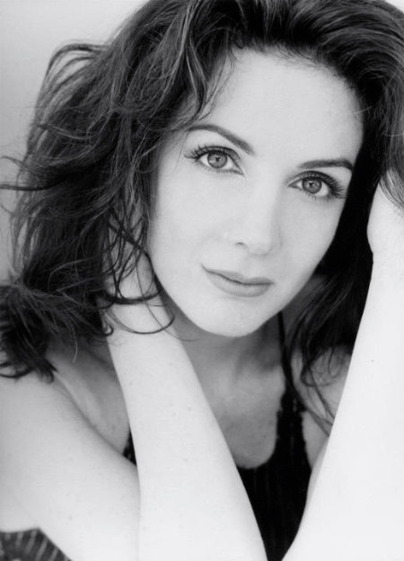 Setu 🌉 सेतु: Hélène Cardona (France, Spain, USA)