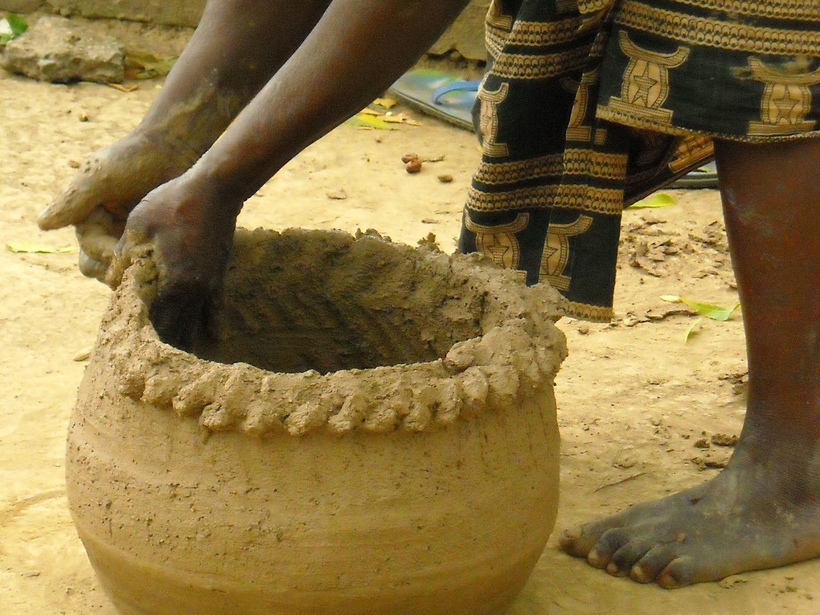 Ceramics and Art in Ghana: Vume