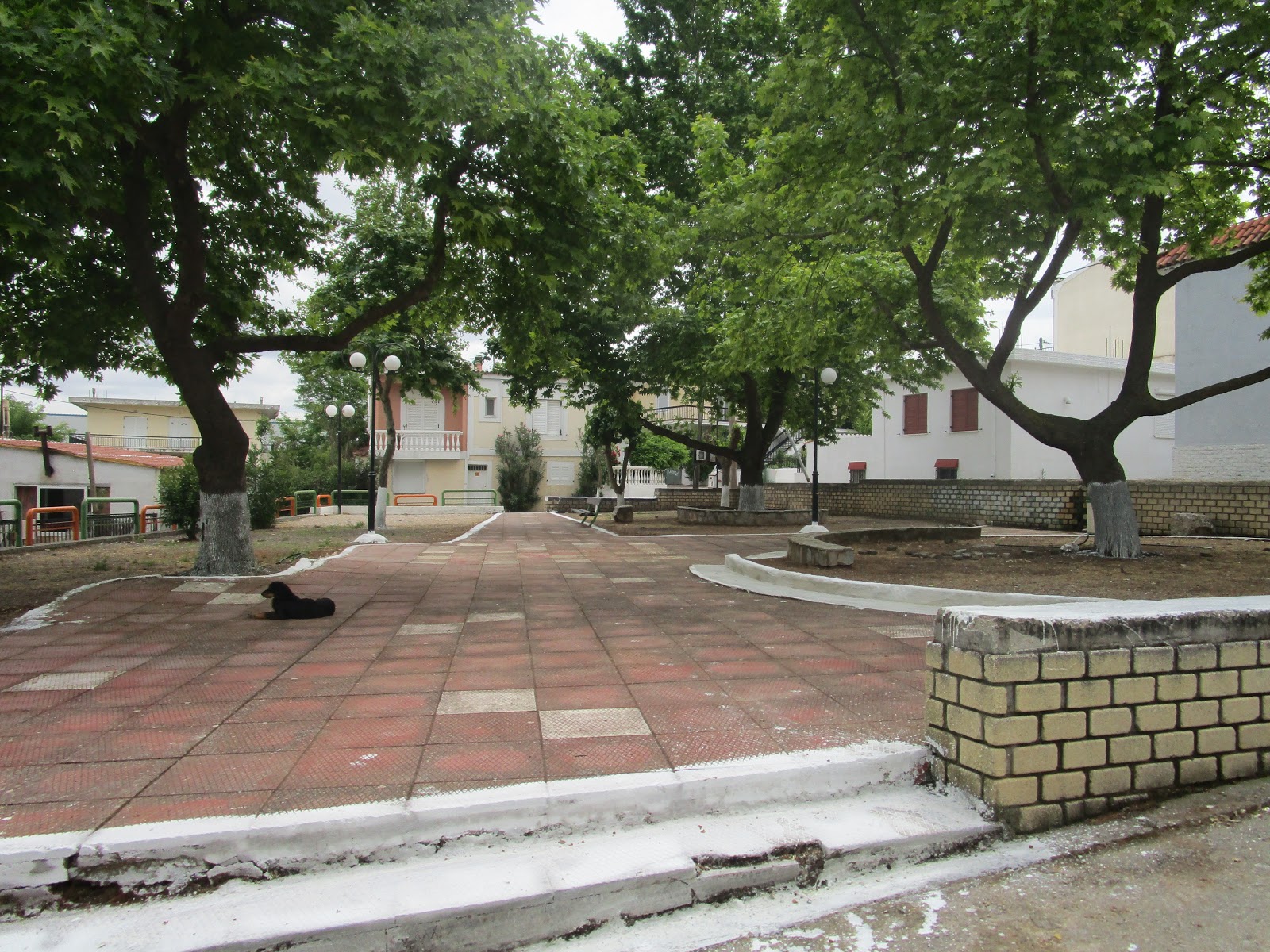 Mε Πρωτοβουλια των Εθελοντων Λουτουφιου Αλλαξε Μορφη η Πλατεια Παιδικης ...