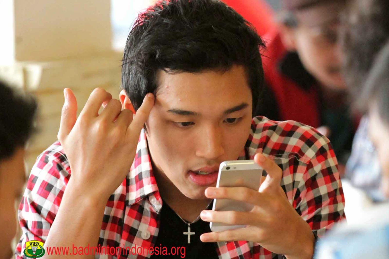 Jonathan Christie Biodata / Profi dan Foto Terbaru | Zighe