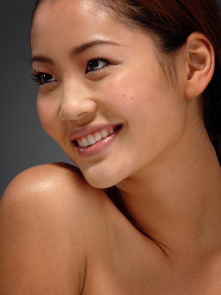 pretty: Miss Universe China 2011 Luo Zilin