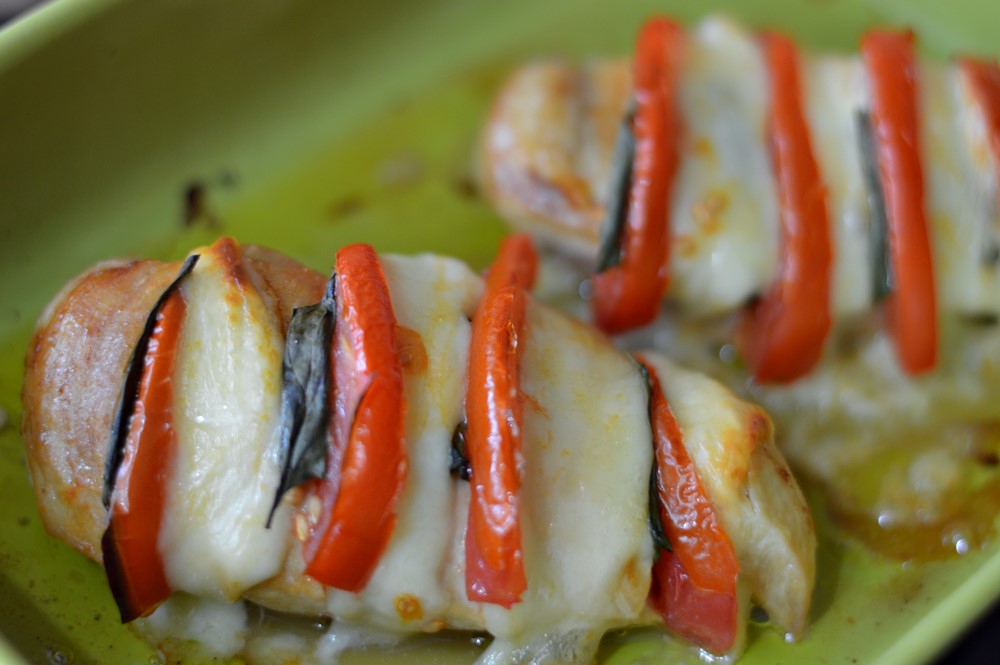 Piept de pui Caprese - CAIETUL CU RETETE