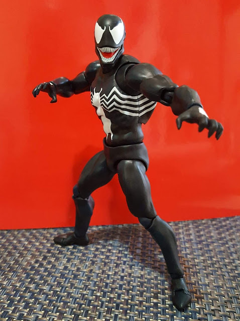 Mafex Comic Version Venom