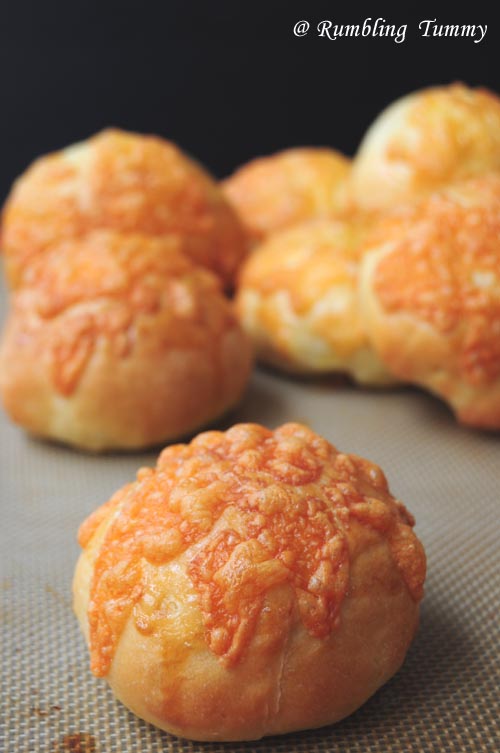 Rumbling Tummy: Otah Bun (no knead), Cheese Bun (汤种 method)