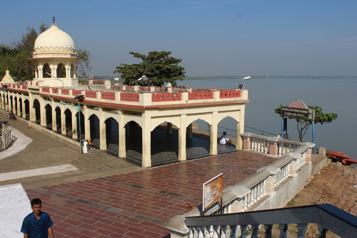 Journeys across Karnataka: Sangameshwara Devasthana, Kudala Sangama