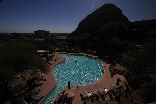 Little Rabbit's Planet: Days 199 & 200: The Buttes resort in Phoenix