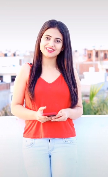 Sonal Dadhich TikTok, Sonal Dadhich age, height, boyfriend, Shayri, biography and more - Stars ...