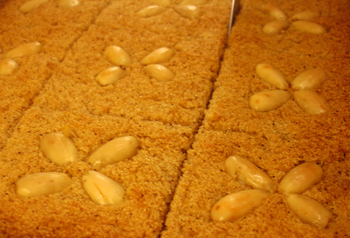 libyan food: Semolina Cake with Date filling: Basbousa bil Tamr بسبوسة ...