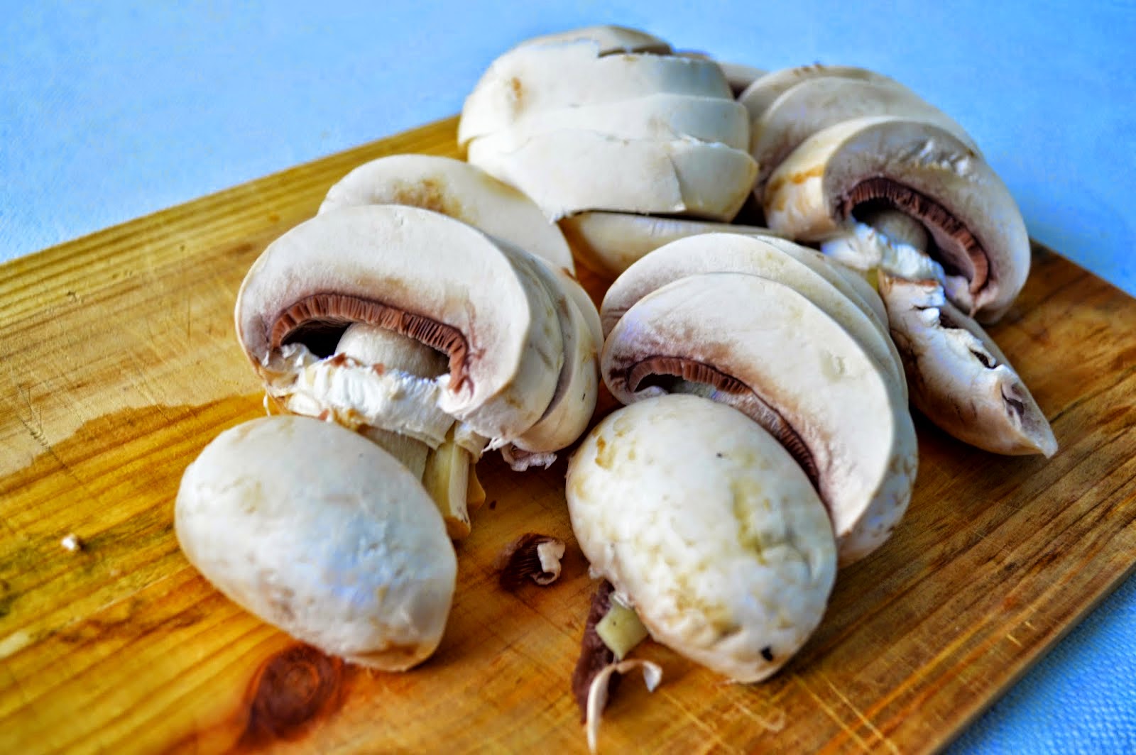 Kerpudha Champignon me Pana | Receta Gatimi Tradicionale dhe nga Bota