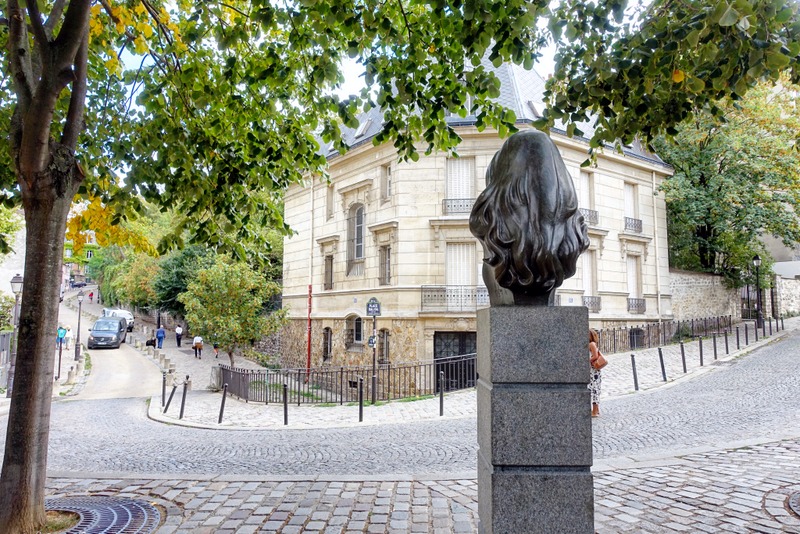 Paris : Buste de Dalida à Montmartre, oeuvre du sculpteur Alain Aslan ...
