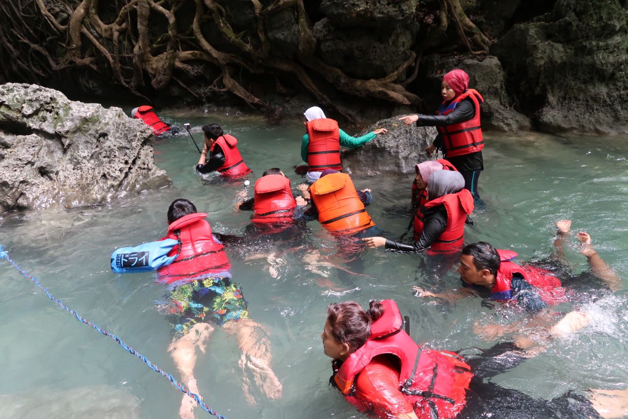Body Rafting di Sungai Citumang Bikin Nagih! | My Virtual Corner