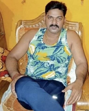 Bhojpuri Star Pawan Singh's latest shirtless photo | Pawan Singh Body ...