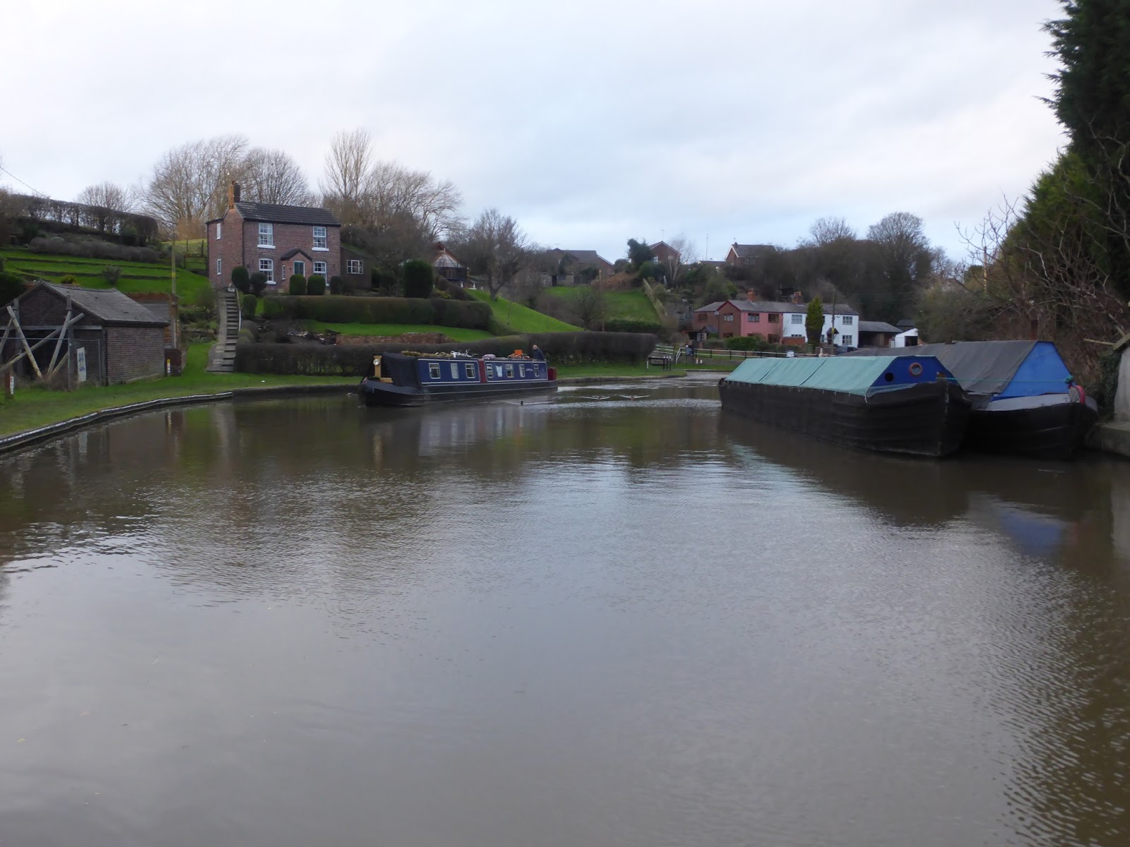 Narrowboat Chalkhill Blue - Cruising Diary: Barnton (largest village in ...