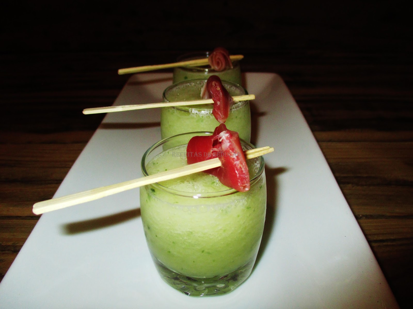 Receitas de Sedução: Sopa Fresca de Melão com Presunto