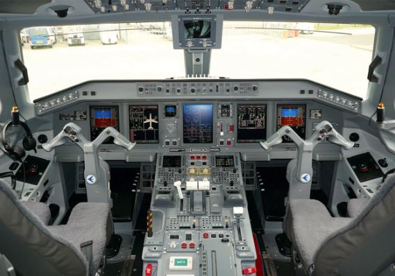 Embraer E175 Specs, Interior, Cockpit, and Price - Airplane Update