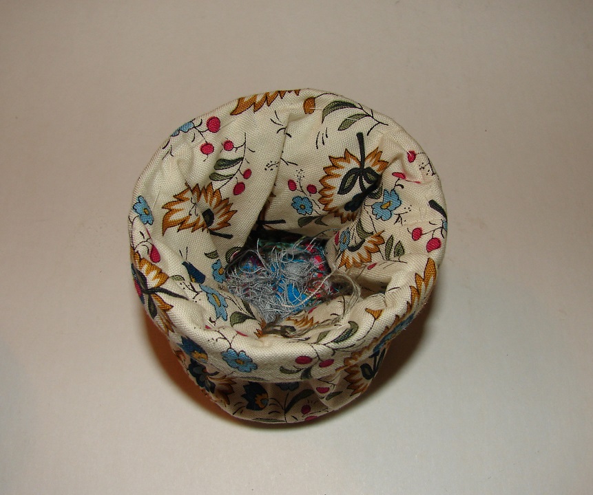 The Life of Riley: Traveling Thread Catcher Tutorial