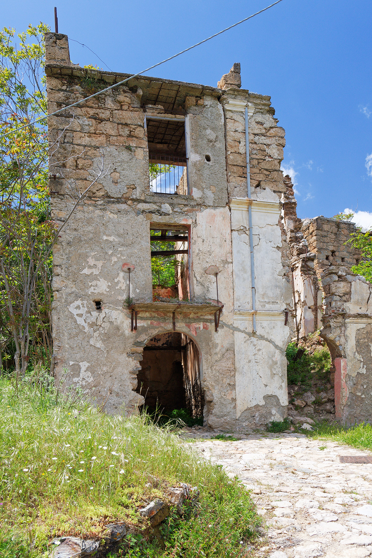 URBEX: Gairo Vecchio, le village fantôme