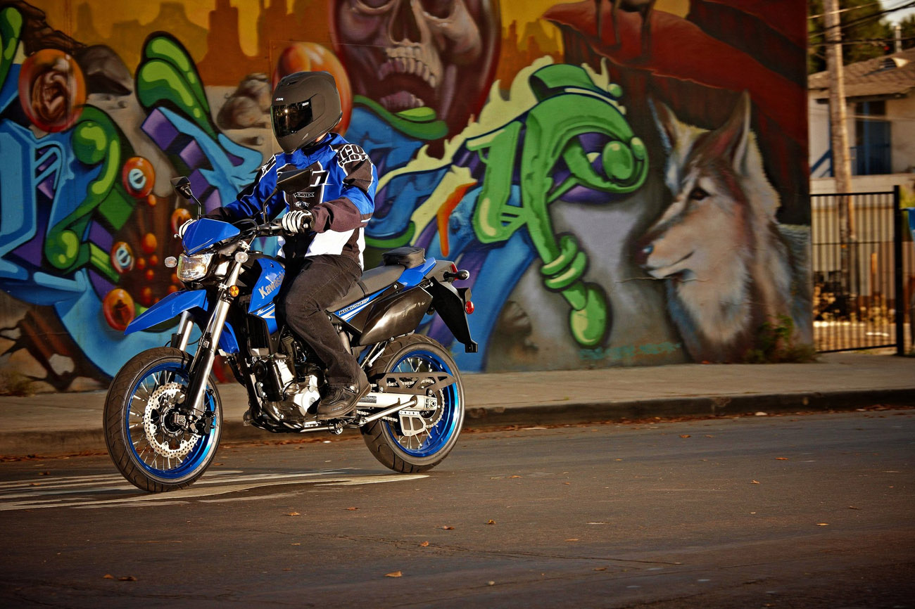 Kawasaki KLX 250 SF Supermoto 2010 Blue Action | Motorcycle Wallpapers