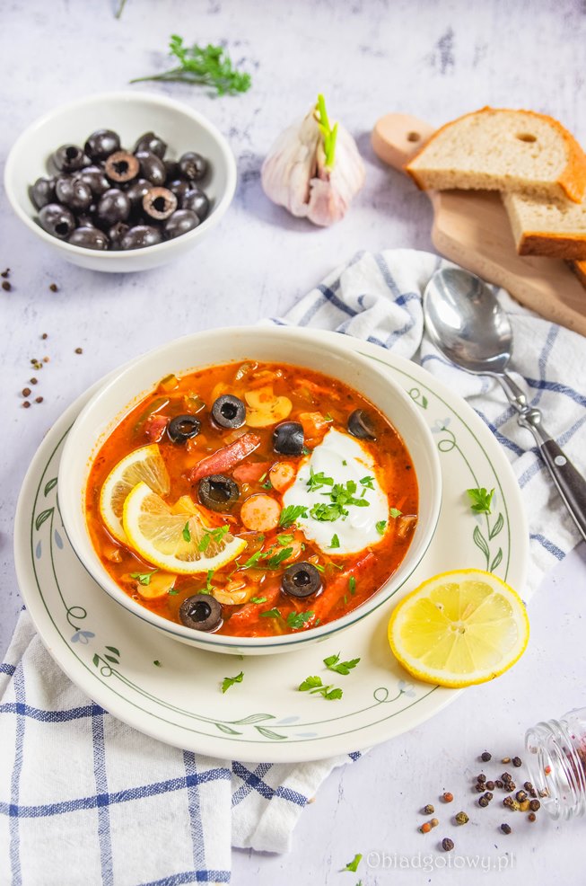 Obiad gotowy!: Rosyjska zupa solanka (solianka)